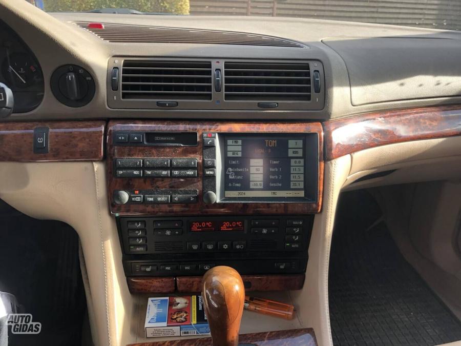 BMW 730 2000 Klaipėda, ar dzinēja tilpumu 3.00 L un nobraukumu 325 tūkst. km par 7500 €, foto 4 vietnē AUTOMOTO.COM.LV