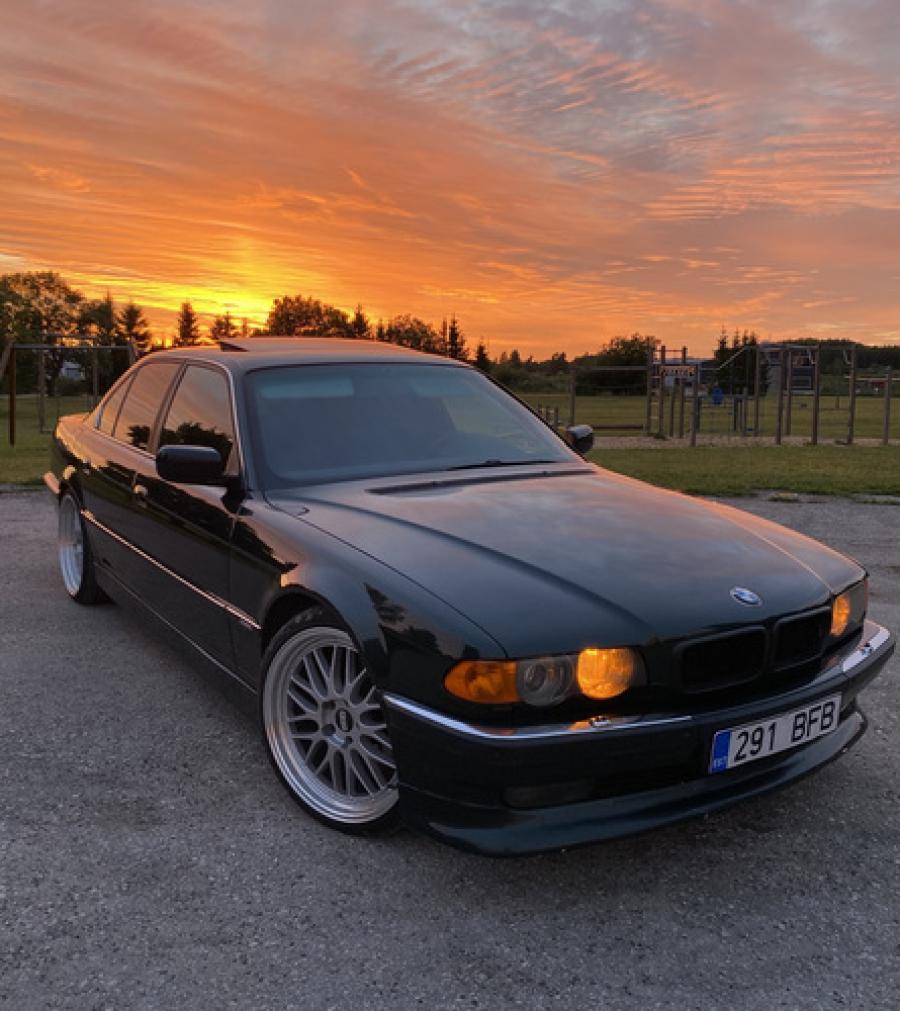 BMW 730 2000 Hāpsalu, ar dzinēja tilpumu 3.00 L un nobraukumu 445 tūkst. km par 5999 €, foto 1 vietnē AUTOMOTO.COM.LV