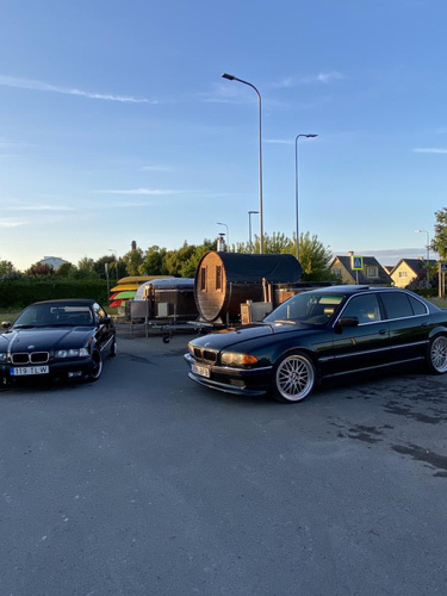 BMW 730 2000 Hāpsalu, ar dzinēja tilpumu 3.00 L un nobraukumu 445 tūkst. km par 5999 €, foto 5 vietnē AUTOMOTO.COM.LV