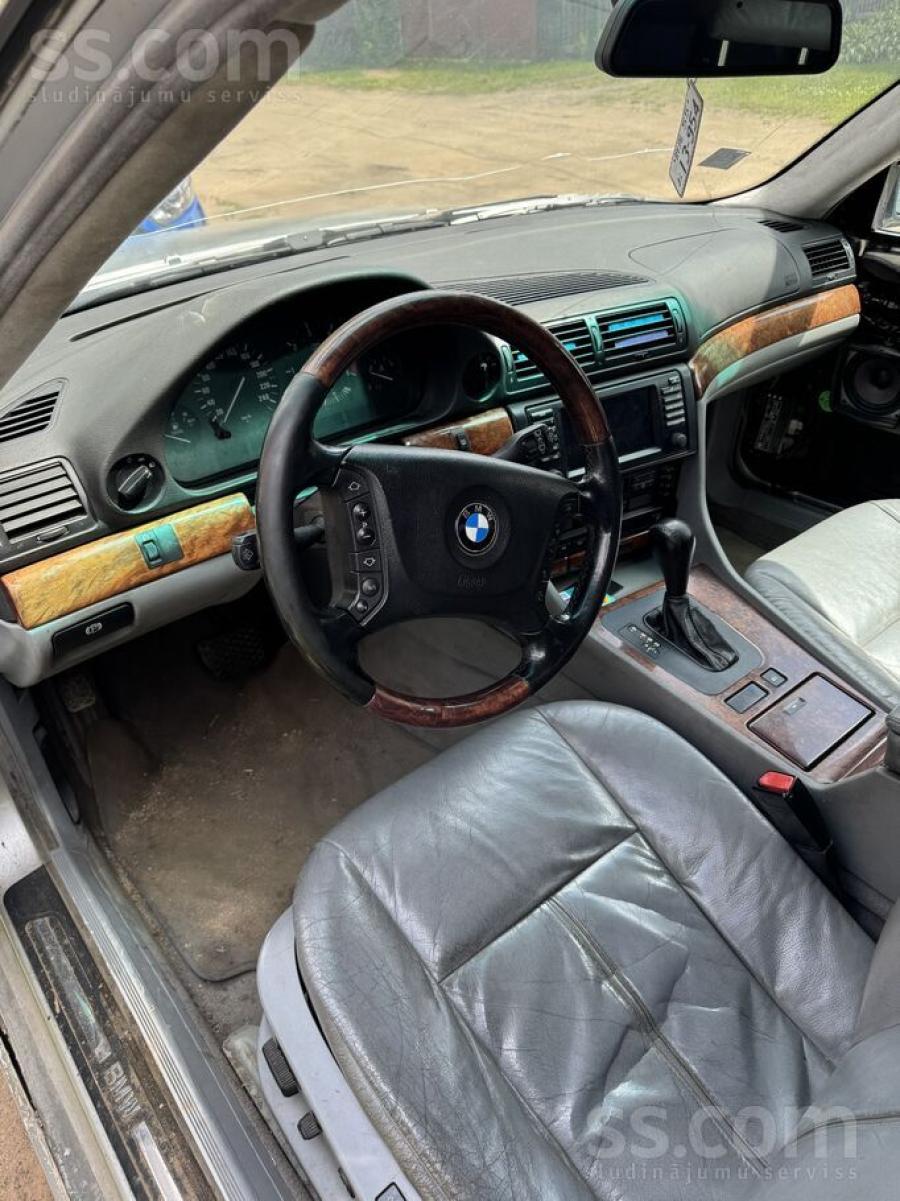 BMW 730 2001 Daugavpils, ar dzinēja tilpumu 3.00 L un nobraukumu 500 tūkst. km par 2400 €, foto 5 vietnē AUTOMOTO.COM.LV