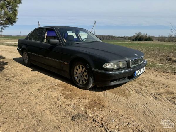 BMW 730 2001 Viļņa, ar dzinēja tilpumu 3.00 L un nobraukumu 570 tūkst. km par 2450 €, foto 2 vietnē AUTOMOTO.COM.LV