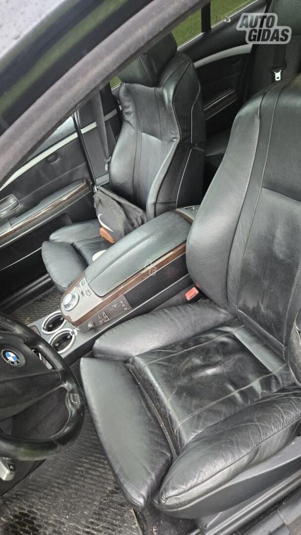 BMW 730 2002 in Prienai, with an engine capacity of 3.00 L and mileage of 300 thousand km for 1500 €, photo 10 on AUTOMOTO.COM.LV