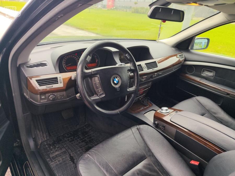 BMW 730 2002 Panevēža, ar dzinēja tilpumu 3.00 L un nobraukumu 310 tūkst. km par 1499 €, foto 9 vietnē AUTOMOTO.COM.LV