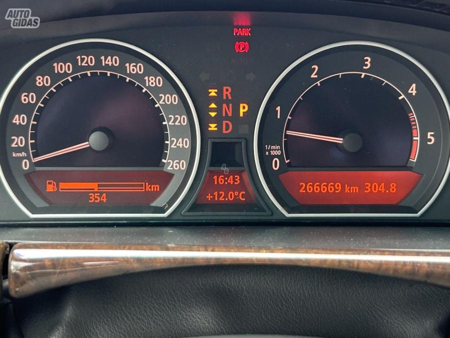 BMW 730 2003 Kaišiadorys, ar dzinēja tilpumu 3.00 L un nobraukumu 267 tūkst. km par 3800 €, foto 31 vietnē AUTOMOTO.COM.LV