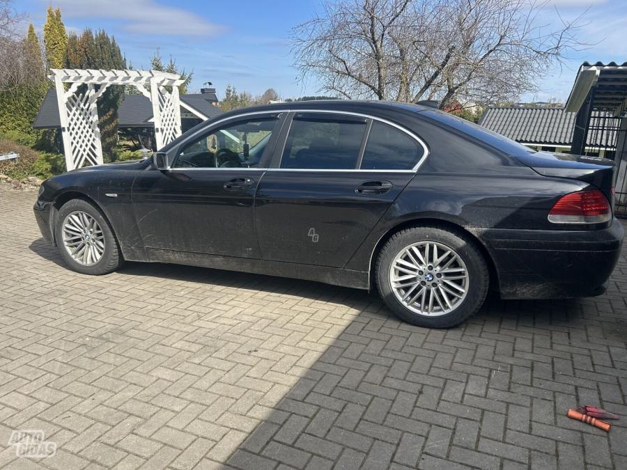 BMW 730 2003 Kaišiadorys, ar dzinēja tilpumu 3.00 L un nobraukumu 267 tūkst. km par 3800 €, foto 32 vietnē AUTOMOTO.COM.LV