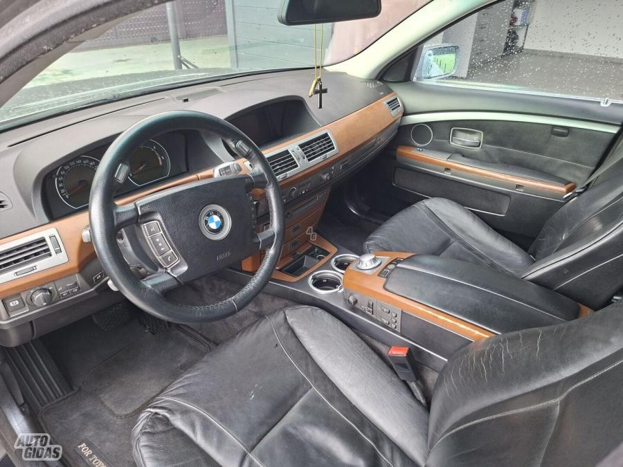 BMW 730 2003 in Silute, with an engine capacity of 3.00 L and mileage of 300 thousand km for 2500 €, photo 19 on AUTOMOTO.COM.LV