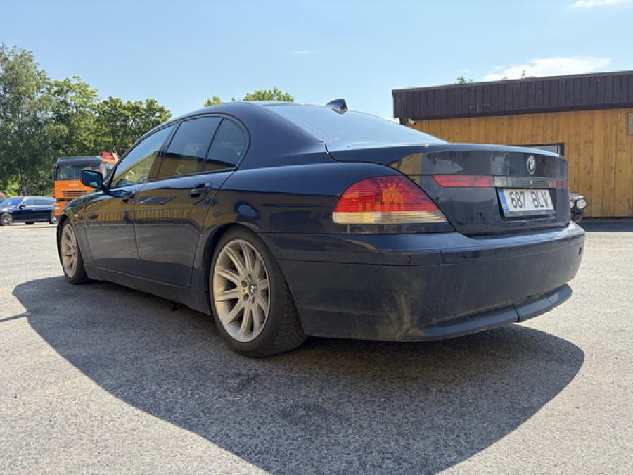 BMW 730 2003 Jegeva, ar dzinēja tilpumu 0.00 L un nobraukumu 490 tūkst. km par 1800 €, foto 7 vietnē AUTOMOTO.COM.LV