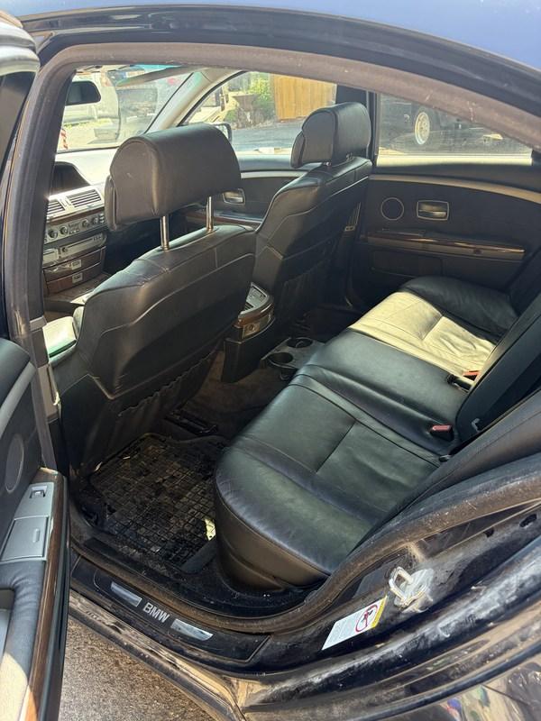 BMW 730 2003 Jegeva, ar dzinēja tilpumu 0.00 L un nobraukumu 490 tūkst. km par 1800 €, foto 10 vietnē AUTOMOTO.COM.LV