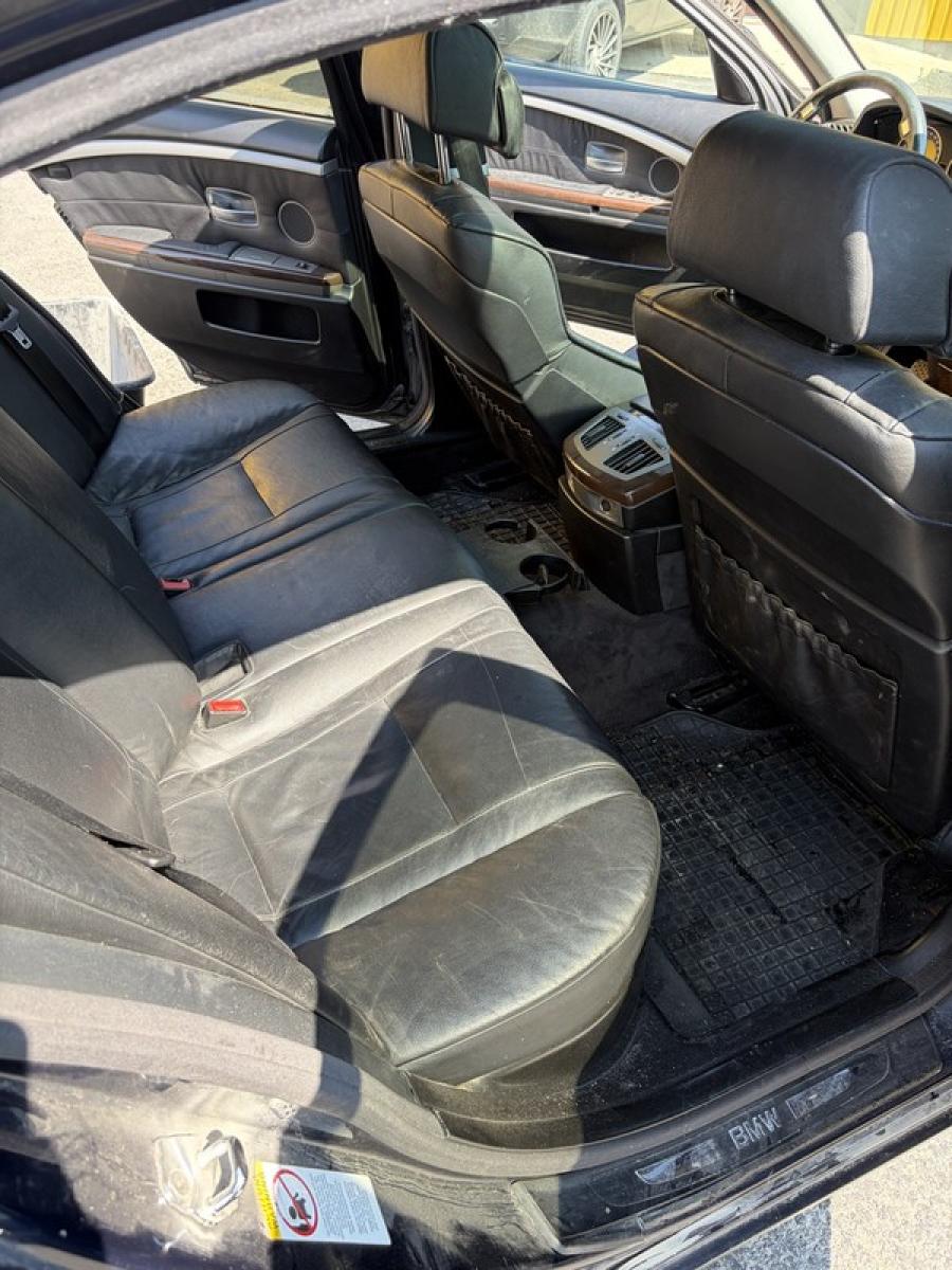 BMW 730 2003 Jegeva, ar dzinēja tilpumu 0.00 L un nobraukumu 490 tūkst. km par 1800 €, foto 17 vietnē AUTOMOTO.COM.LV