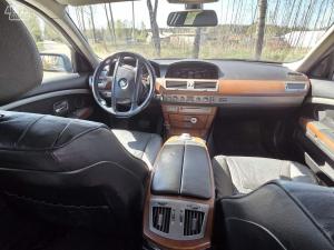 BMW 730 2004 in Kaunas, with an engine capacity of 3.00 L and mileage of 574 thousand km for 2800 €, photo 11 on AUTOMOTO.COM.LV