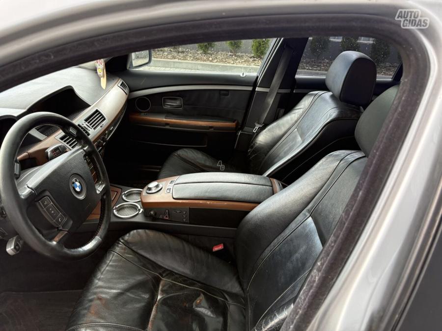 BMW 730 2004 in Varena, with an engine capacity of 3.00 L and mileage of 383 thousand km for 1750 €, photo 8 on AUTOMOTO.COM.LV