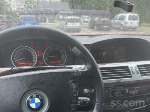BMW 730 2004 in Riga, with an engine capacity of 3.00 L and mileage of 317 thousand km for 3000 €, photo 8 on AUTOMOTO.COM.LV