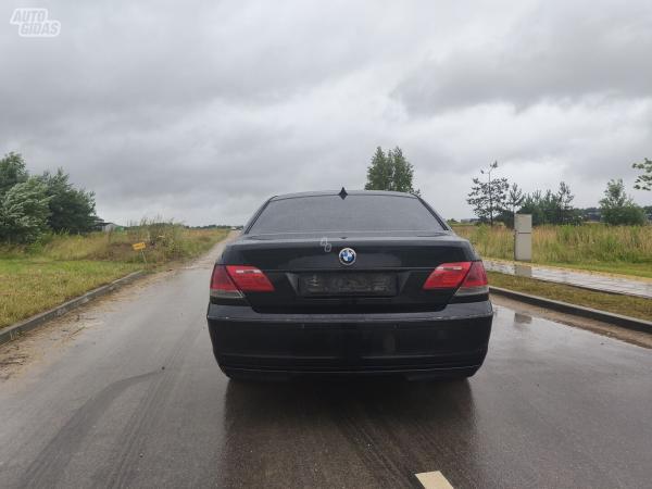 BMW 730 2004 Viļņa, ar dzinēja tilpumu 3.00 L un nobraukumu 555 tūkst. km par 1900 €, foto 6 vietnē AUTOMOTO.COM.LV