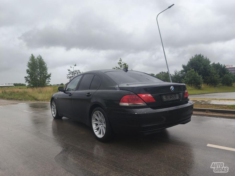 BMW 730 2004 Viļņa, ar dzinēja tilpumu 3.00 L un nobraukumu 555 tūkst. km par 1900 €, foto 8 vietnē AUTOMOTO.COM.LV