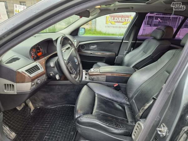 BMW 730 2004 Klaipėda, ar dzinēja tilpumu 3.00 L un nobraukumu 313 tūkst. km par 2650 €, foto 5 vietnē AUTOMOTO.COM.LV