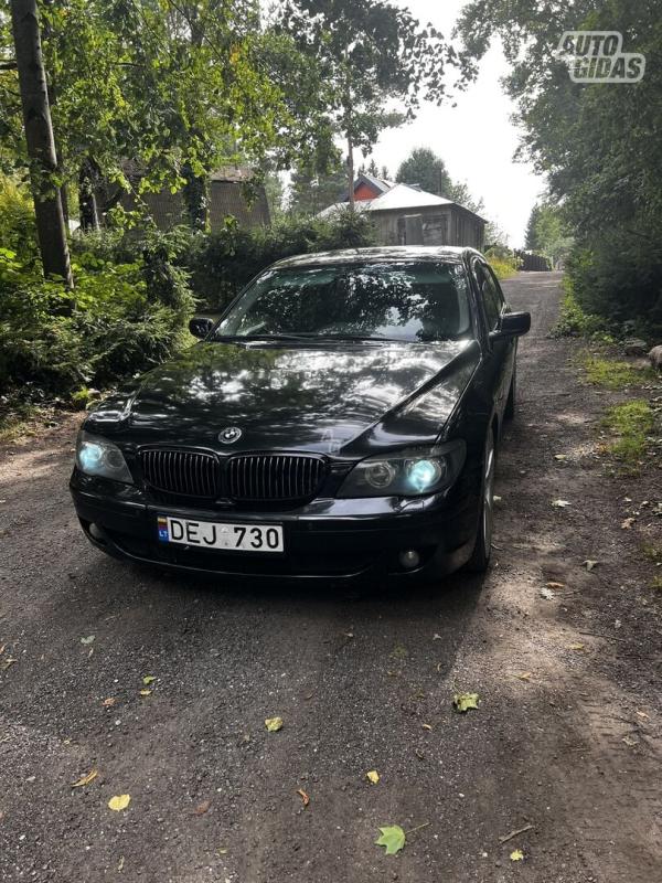 BMW 730 2004 Viļņa vietnē BMW 730 2004 Viļņa, ar dzinēja tilpumu 3.00 L un nobraukumu 426 tūkst. km par 3200 €, foto 6 vietnē AUTOMOTO.COM.LV