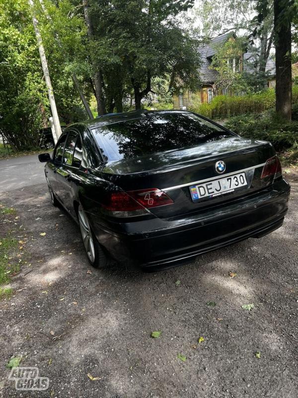 BMW 730 2004 Viļņa vietnē BMW 730 2004 Viļņa, ar dzinēja tilpumu 3.00 L un nobraukumu 426 tūkst. km par 3200 €, foto 8 vietnē AUTOMOTO.COM.LV