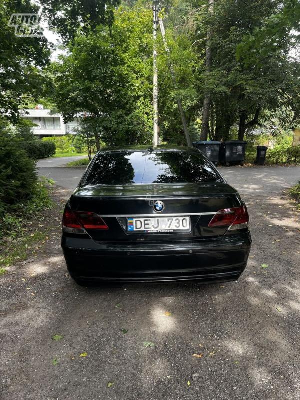 BMW 730 2004 Viļņa vietnē BMW 730 2004 Viļņa, ar dzinēja tilpumu 3.00 L un nobraukumu 426 tūkst. km par 3200 €, foto 9 vietnē AUTOMOTO.COM.LV