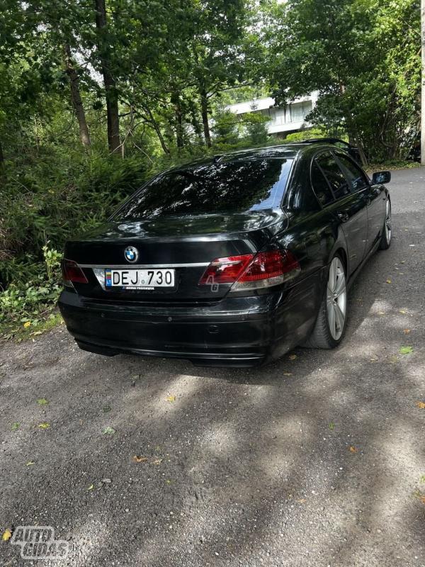 BMW 730 2004 Viļņa vietnē BMW 730 2004 Viļņa, ar dzinēja tilpumu 3.00 L un nobraukumu 426 tūkst. km par 3200 €, foto 10 vietnē AUTOMOTO.COM.LV
