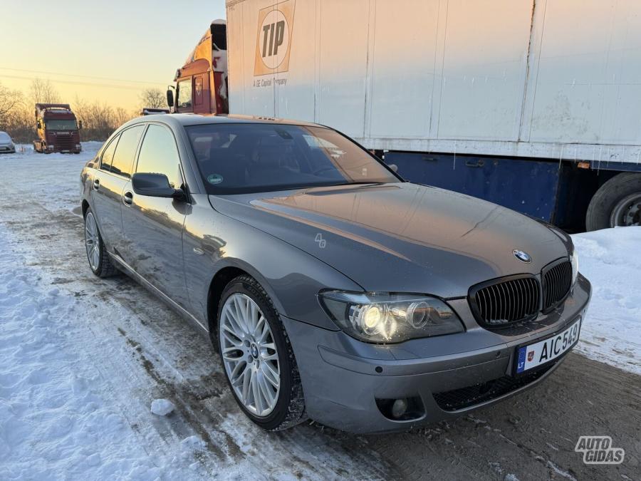 BMW 730 2005 in Vilnius, with an engine capacity of 3.00 L and mileage of 334 thousand km for 4500 €, photo 2 on AUTOMOTO.COM.LV