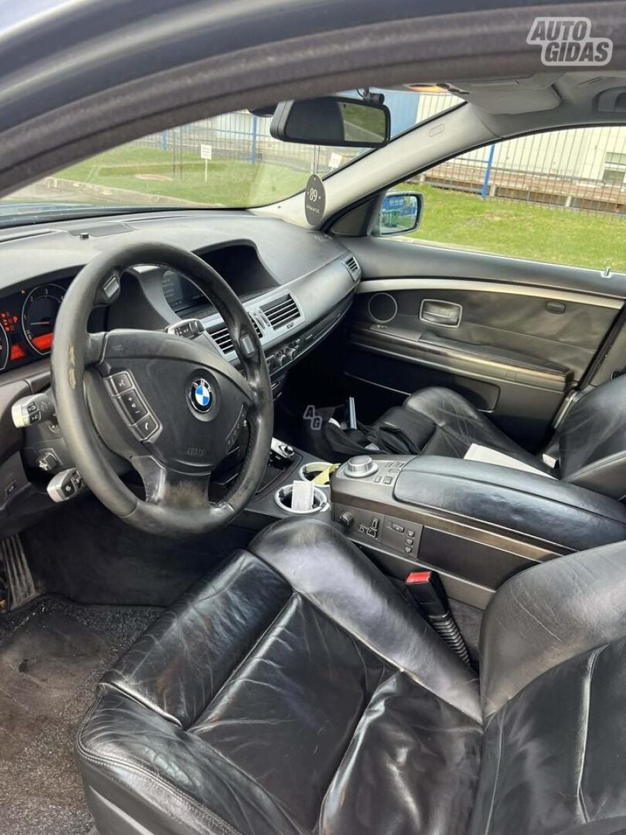 BMW 730 2005 Viļņa, ar dzinēja tilpumu 3.00 L un nobraukumu 397 tūkst. km par 3100 €, foto 8 vietnē AUTOMOTO.COM.LV