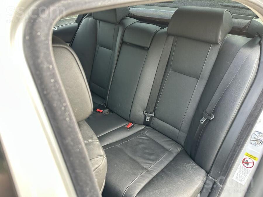 BMW 730 2005 Daugavpils, ar dzinēja tilpumu 3.00 L un nobraukumu 280 tūkst. km par 3950 €, foto 18 vietnē AUTOMOTO.COM.LV