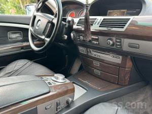 BMW 730 2005 Daugavpils, ar dzinēja tilpumu 3.00 L un nobraukumu 280 tūkst. km par 3950 €, foto 23 vietnē AUTOMOTO.COM.LV