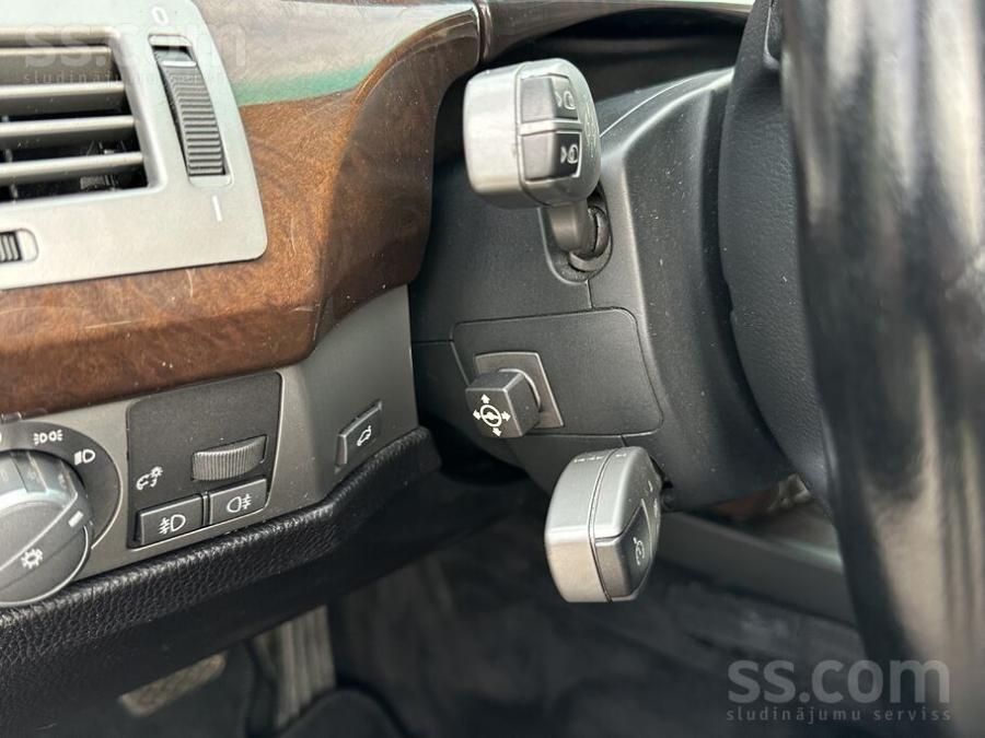 BMW 730 2005 Daugavpils, ar dzinēja tilpumu 3.00 L un nobraukumu 280 tūkst. km par 3950 €, foto 24 vietnē AUTOMOTO.COM.LV