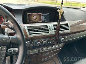 BMW 730 2005 Daugavpils, ar dzinēja tilpumu 3.00 L un nobraukumu 280 tūkst. km par 3950 €, foto 28 vietnē AUTOMOTO.COM.LV