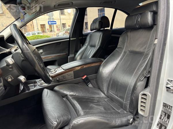 BMW 730 2005 Bauska, ar dzinēja tilpumu 3.00 L un nobraukumu 328 tūkst. km par 4690 €, foto 9 vietnē AUTOMOTO.COM.LV