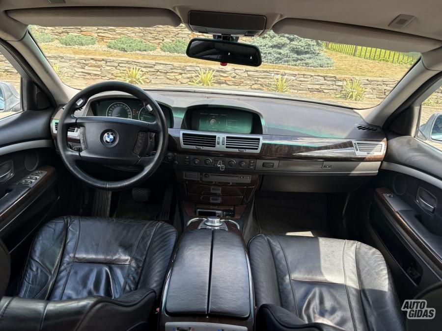 BMW 730 2005 in Vilnius, with an engine capacity of 3.00 L and mileage of 494 thousand km for 1600 €, photo 16 on AUTOMOTO.COM.LV