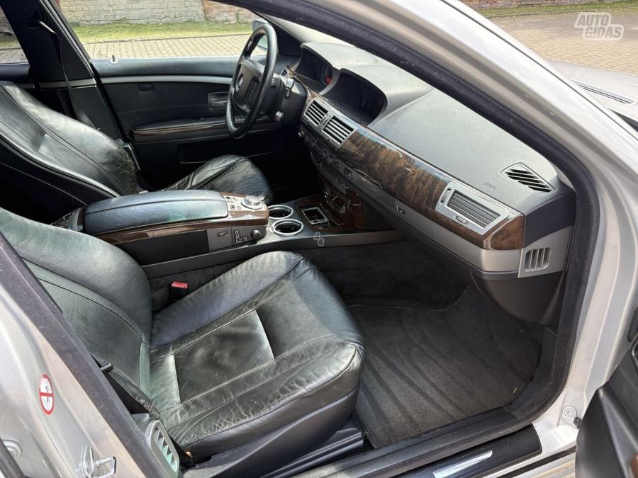BMW 730 2005 in Vilnius, with an engine capacity of 3.00 L and mileage of 494 thousand km for 1600 €, photo 20 on AUTOMOTO.COM.LV