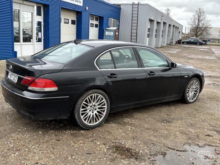 BMW 730 2006 Šauļi, ar dzinēja tilpumu 3.00 L un nobraukumu 411 tūkst. km par 2050 €, foto 4 vietnē AUTOMOTO.COM.LV