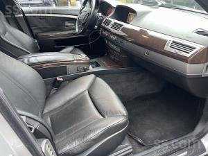 BMW 730 2006 in Liepaja, with an engine capacity of 3.00 L and mileage of 256 thousand km for 4000 €, photo 10 on AUTOMOTO.COM.LV