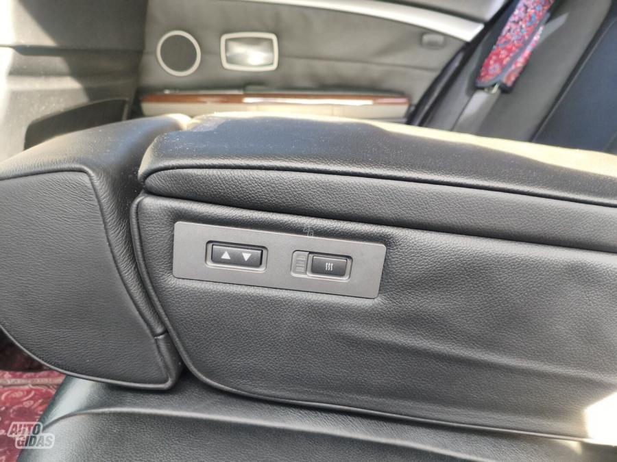 BMW 730 2006 Viļņa, ar dzinēja tilpumu 3.00 L un nobraukumu 326 tūkst. km par 3350 €, foto 17 vietnē AUTOMOTO.COM.LV