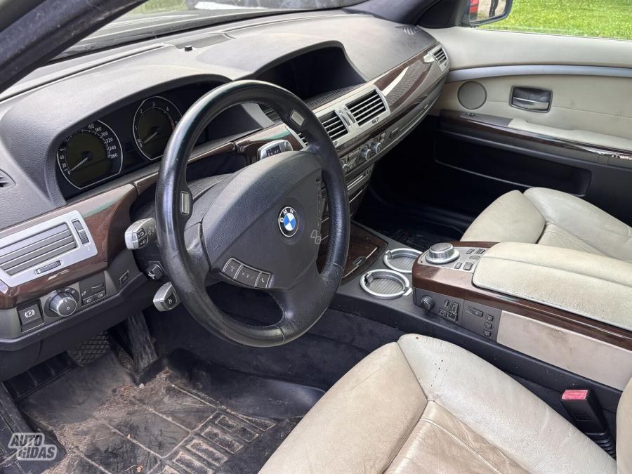 BMW 730 2007 in Moletai, with an engine capacity of 3.00 L and mileage of 415 thousand km for 4500 €, photo 5 on AUTOMOTO.COM.LV
