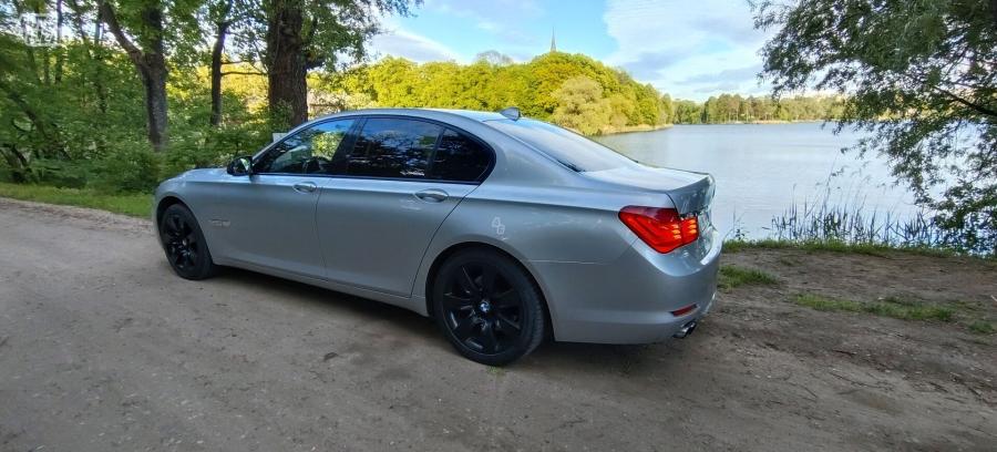 BMW 730 2008 in Vilnius, with an engine capacity of 3.00 L and mileage of 377 thousand km for 7900 €, photo 8 on AUTOMOTO.COM.LV