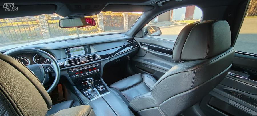 BMW 730 2008 in Vilnius, with an engine capacity of 3.00 L and mileage of 377 thousand km for 7900 €, photo 21 on AUTOMOTO.COM.LV