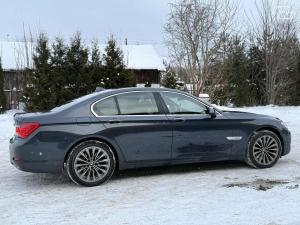 BMW 730 2009 in Silute, with an engine capacity of 3.00 L and mileage of 340 thousand km for 8500 €, photo 4 on AUTOMOTO.COM.LV