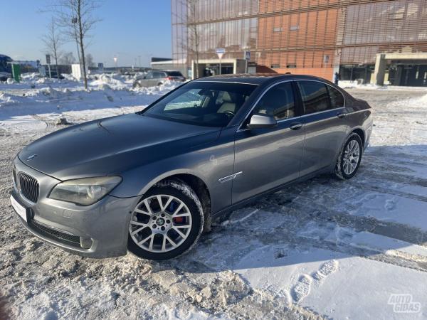 BMW 730 2009 Klaipėda, ar dzinēja tilpumu 3.00 L un nobraukumu 286 tūkst. km par 850 €, foto 3 vietnē AUTOMOTO.COM.LV