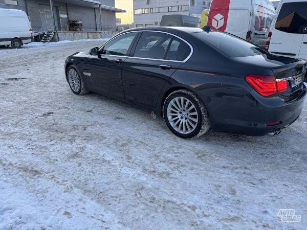 BMW 730 2009 Viļņa, ar dzinēja tilpumu 3.00 L un nobraukumu 349 tūkst. km par 7800 €, foto 4 vietnē AUTOMOTO.COM.LV