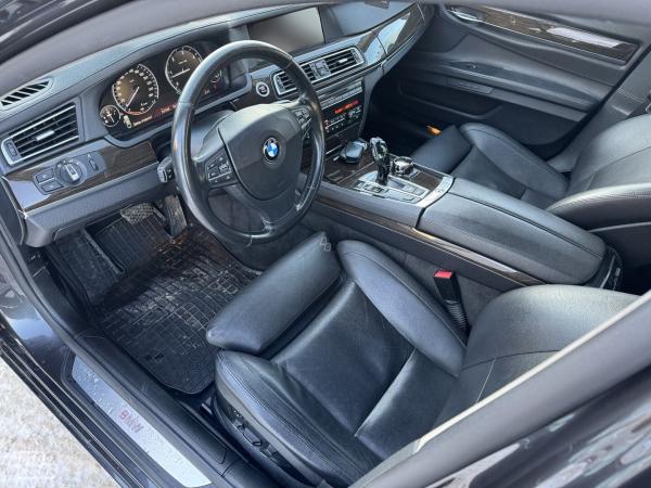 BMW 730 2009 Viļņa, ar dzinēja tilpumu 3.00 L un nobraukumu 349 tūkst. km par 7800 €, foto 8 vietnē AUTOMOTO.COM.LV