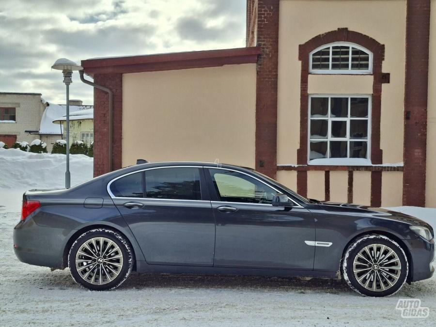 BMW 730 2009 Šilutė, ar dzinēja tilpumu 3.00 L un nobraukumu 380 tūkst. km par 8500 €, foto 3 vietnē AUTOMOTO.COM.LV