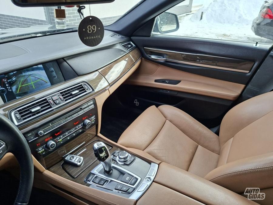 BMW 730 2009 Šilutė, ar dzinēja tilpumu 3.00 L un nobraukumu 380 tūkst. km par 8500 €, foto 14 vietnē AUTOMOTO.COM.LV