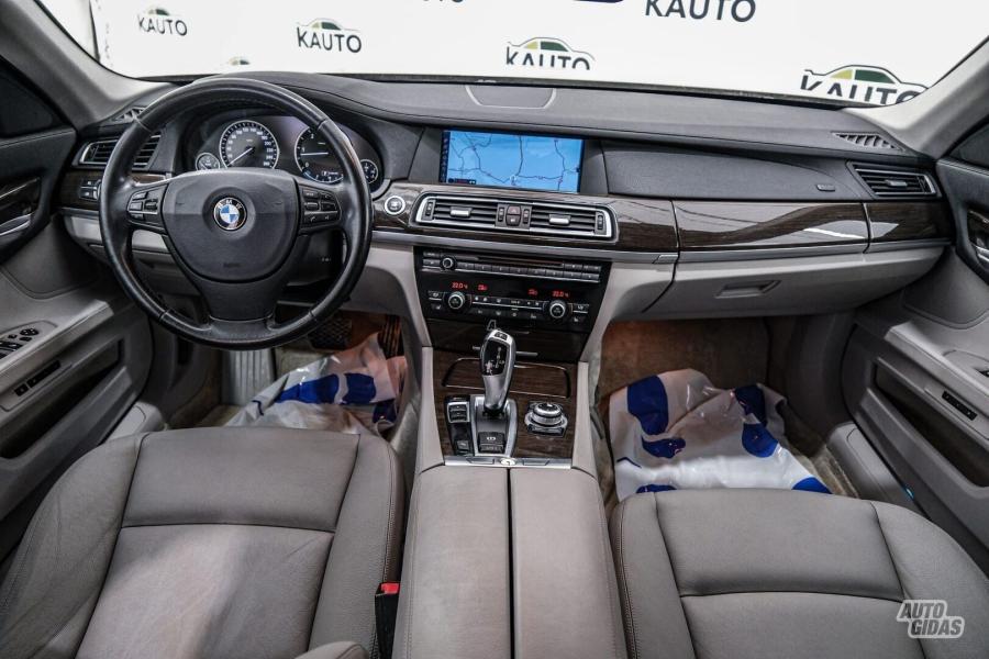 BMW 730 2009 in Kaunas, with an engine capacity of 3.00 L and mileage of 251 thousand km for 10290 €, photo 7 on AUTOMOTO.COM.LV