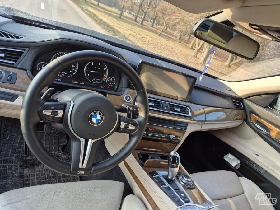BMW 730 2009 Ariogala, ar dzinēja tilpumu 3.00 L un nobraukumu 335 tūkst. km par 8300 €, foto 14 vietnē AUTOMOTO.COM.LV