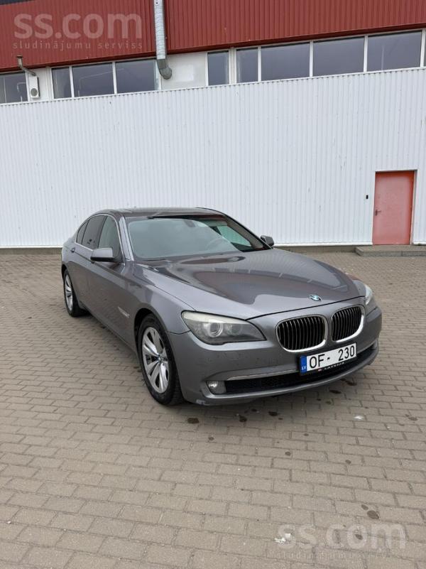 BMW 730 2009 in Liepaja, with an engine capacity of 3.00 L and mileage of 450 thousand km for 6200 €, photo 2 on AUTOMOTO.COM.LV