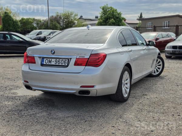 BMW 730 2009 in Liepaja, with an engine capacity of 3.00 L and mileage of 386 thousand km for 8200 €, photo 2 on AUTOMOTO.COM.LV
