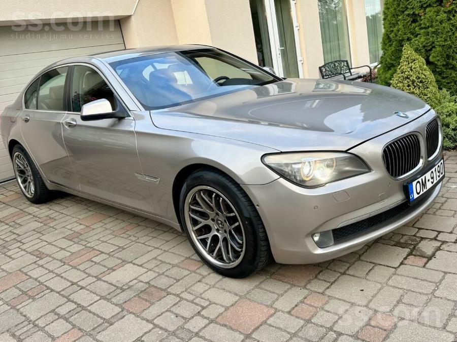BMW 730 2009 in Riga, with an engine capacity of 3.00 L and mileage of 330 thousand km for 7500 €, photo 3 on AUTOMOTO.COM.LV