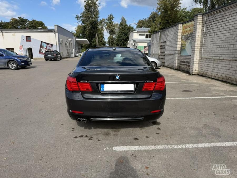 BMW 730 2009 Kauņa, ar dzinēja tilpumu 3.00 L un nobraukumu 347 tūkst. km par 7000 €, foto 4 vietnē AUTOMOTO.COM.LV